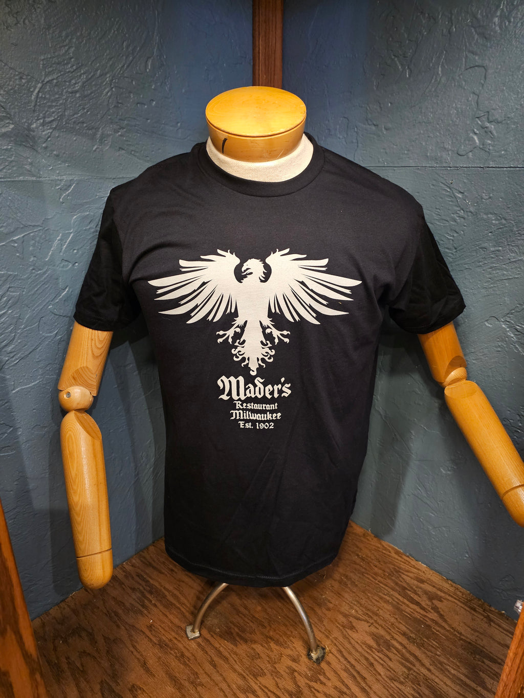 Black Mader's T-Shirt – Maders